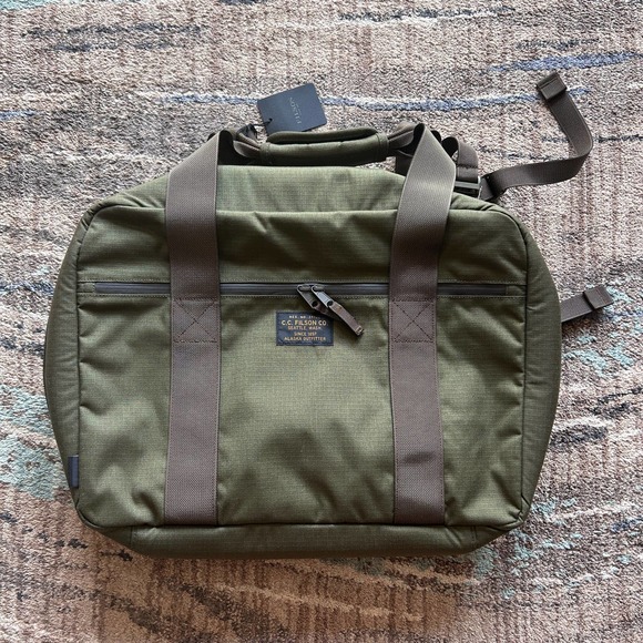 Filson | Bags | Nwt Filson Surplus Dark Green Ripstop Nylon Pullman ...